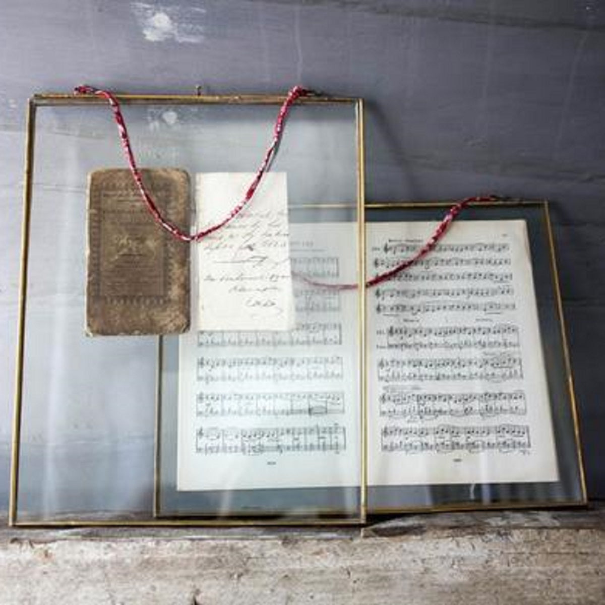 Brass Hanging Photo Frame Portrait – Penelopetom